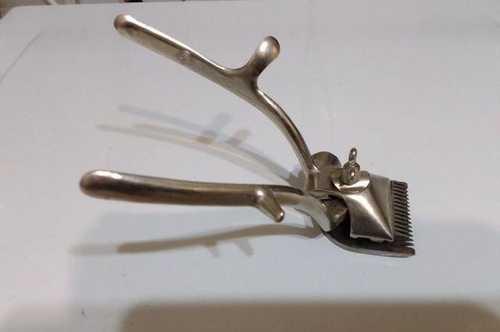Ручная машинка для стрижки волос СССР