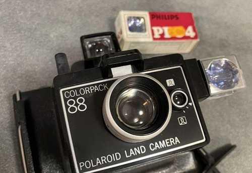 Фотоаппарат 1970 polaroid land camera colorpack 88