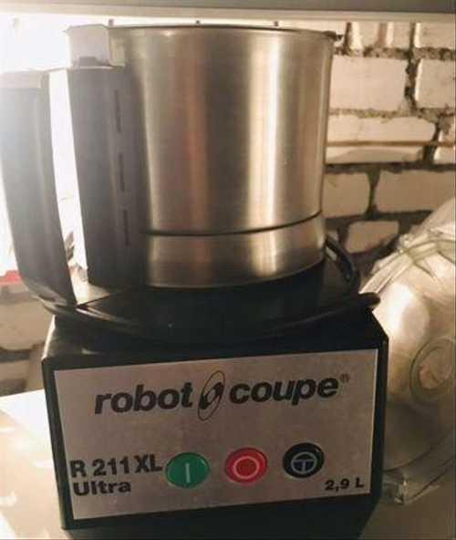 Кухонный процессор (кутер) Robot Couple R211XL