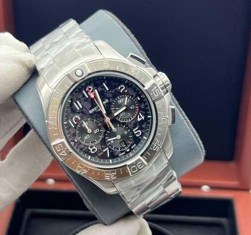 Часы Breitling Chronomat 1