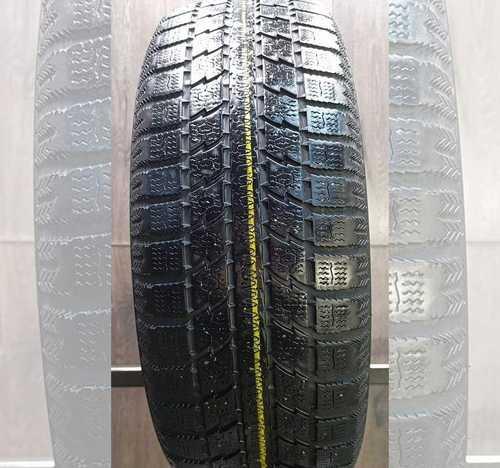 Toyo Observe GSi-5 215/65 R16 98T