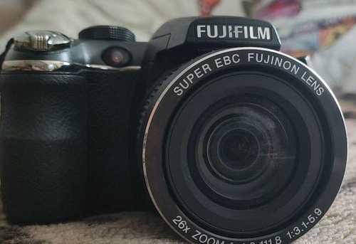 Полузеркалка fujifilm fine pix S3300