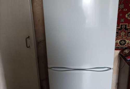 Холодильник двухкамерный новый Атлант