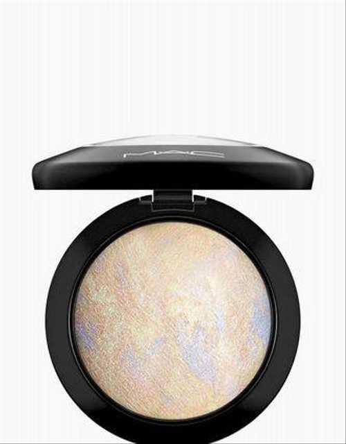 Пудра хайлайтер MAC Skinfinish Lightscapade