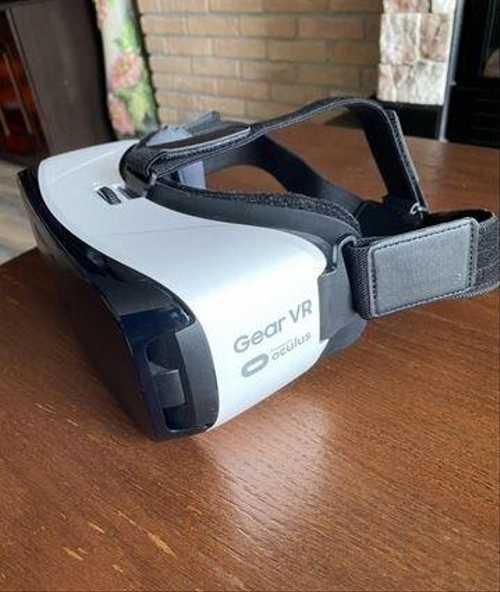 Очки виртуальной реальности samsung Gear vr