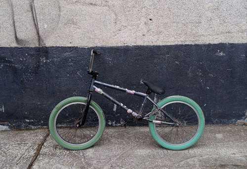 Трюковой велосипед (BMX)