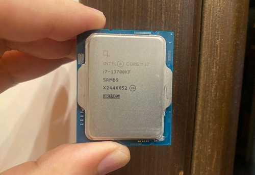 Процессор Intel Core i7-13700kf