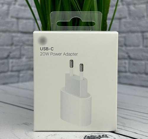 Сетевое зарядное устройство 20W USB-C Adapter