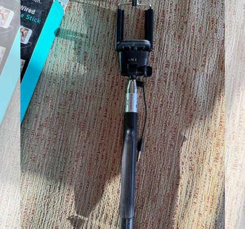 Монопод для селфи KitVision Wired Selfie Stick