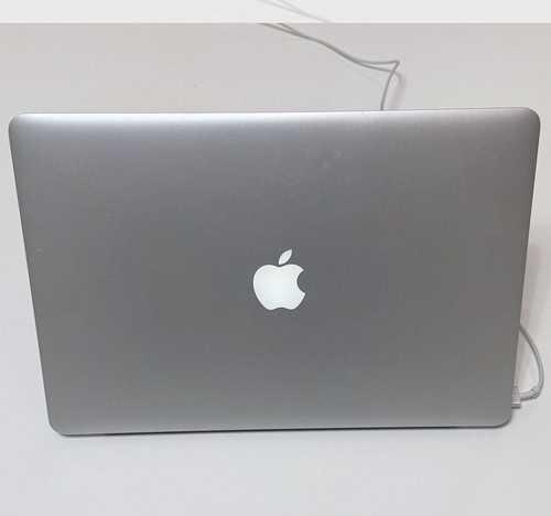 MacBook Pro 15 (2015), 256 ГБ, Core i7, 2.2 ГГц, RAM 8 ГБ, Intel Iris Pro Graphics 5200