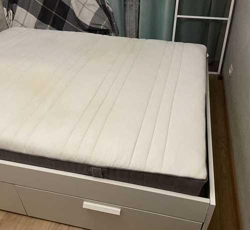 Кровать двуспальная IKEA бримнэс с матрасом