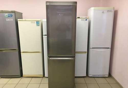 Холодильник бу Аристон на гарантии