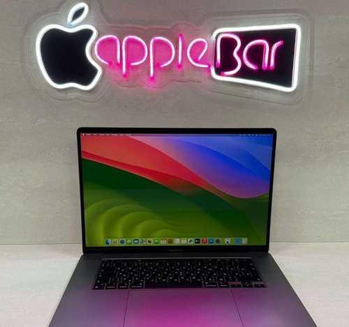 Macbook Pro 16 i7 16GB 512GB