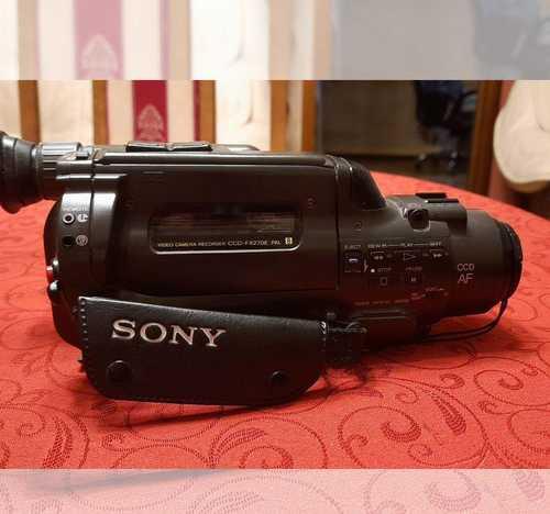 Видеокамера Sony ccd- fx270e