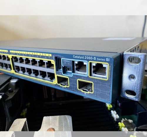 Коммутатор Cisco Catalyst WS-C2960S-24TS-S