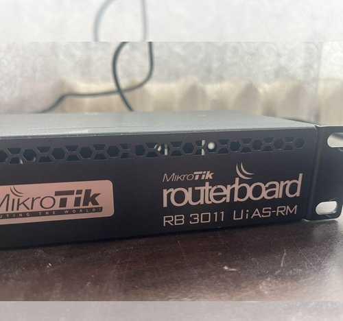 Mikrotik rb 3011 ui as-rm