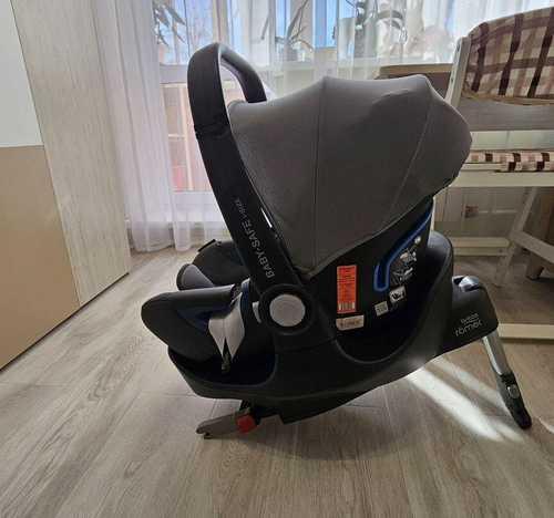 Автолюлька britax romer baby safe 2 i-size