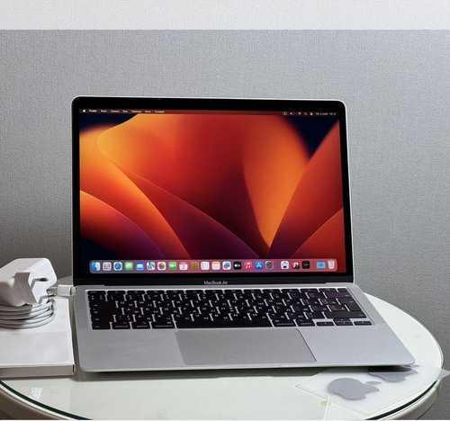 Ультратонкий MacBook Air 2020 512 гигабайт Silver