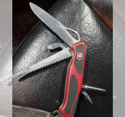 Нож складной Victorinox RangerGrip