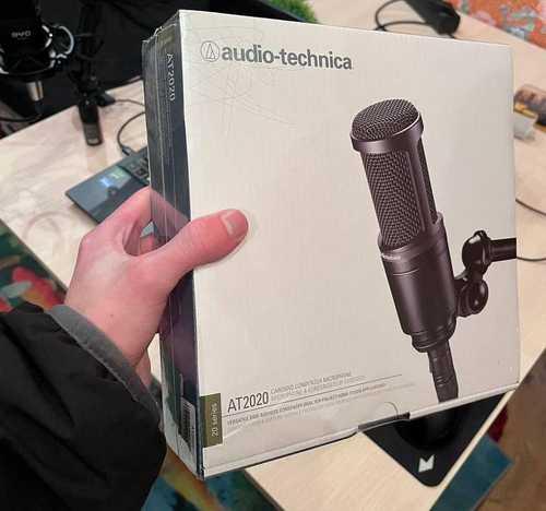 Микрофон Audio-Technica 2020