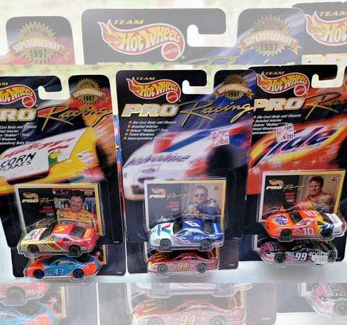 Hot Wheels Nascar "на Резине" Superspeedway 1997