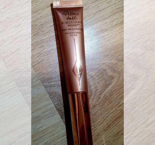 Charlotte tilbury хайлайтер, pillow talk