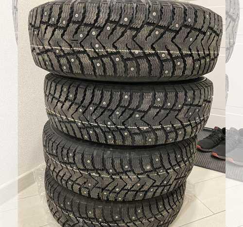 Bridgestone Ice Cruiser 7000 185/70 R14