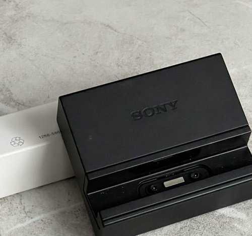 Магнитная зарядка Sony DK48