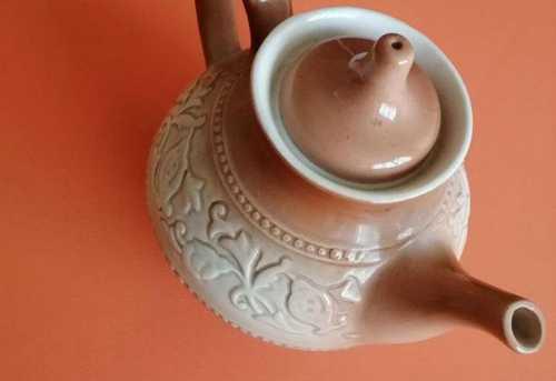 Керамический чайник времен СССР