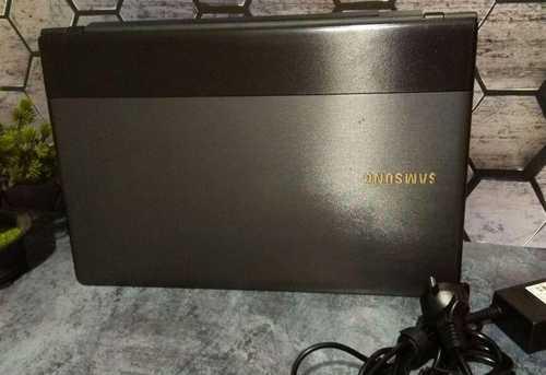 Отличный Ноутбук Samsung 15,6" Core i5/Ssd120/8Gb