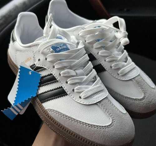 Adidas Samba