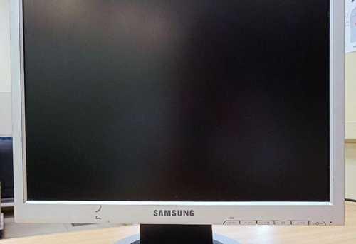Монитор Samsung SyncMaster 710N