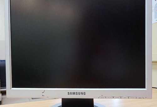 Монитор Samsung SyncMaster 710N