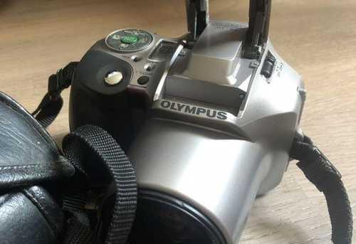 Зеркалка фотоаппарат Olympus IS-200