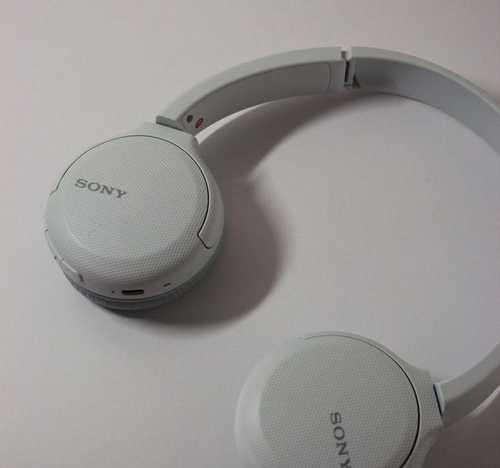 Беспроводные наушники sony WH-CH520