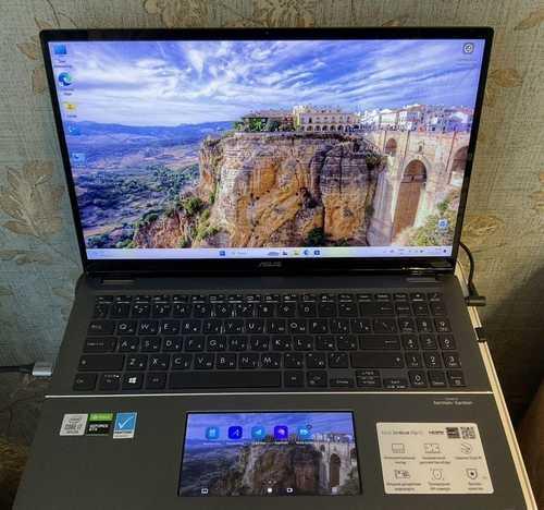 Продам ноутбук Asus zenbook трансформер UX563