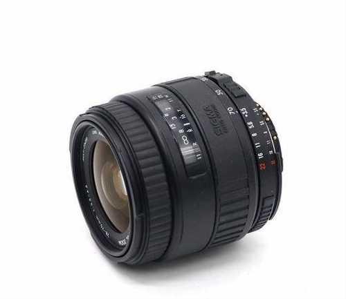 Sigma 28-70mm f/3.5-4.5 MC UC Zoom Nikon F