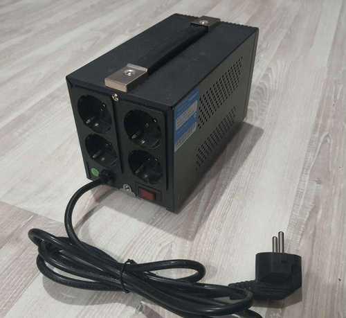 Стабилизатор напряжения ippon AVR-1000 ибп