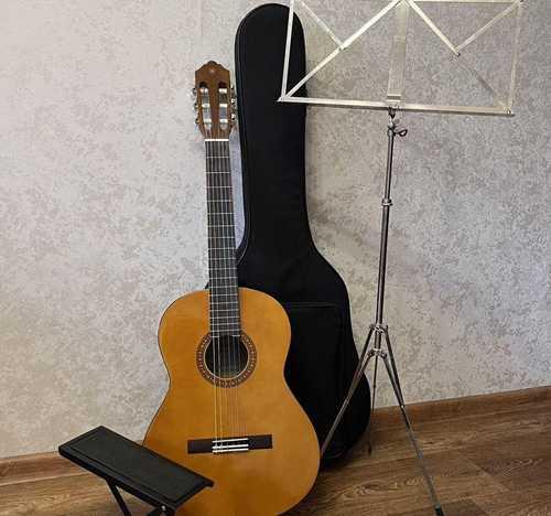 Классическая гитара Yamaha cs40