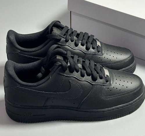 Nike air force 1 low black