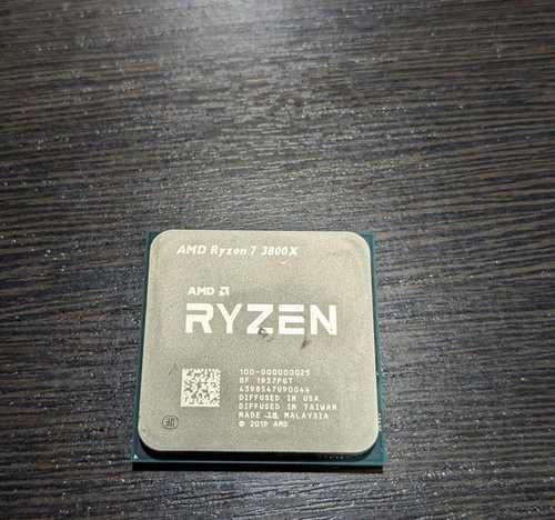 Процессор Ryzen 7 3800X