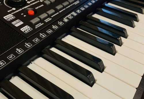 Синтезатор со Стойкой (подсветка клавиатуры)