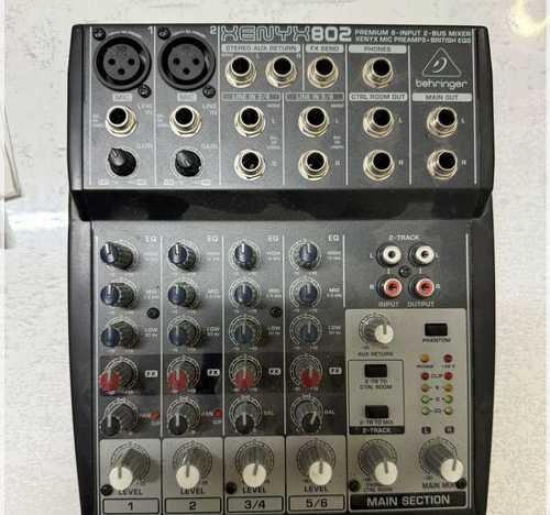 Микшерный пульт behringer xenyx 802