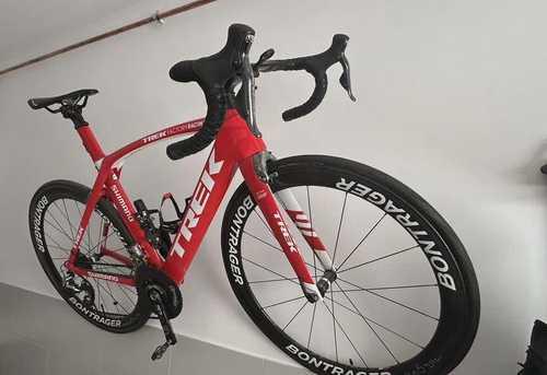 Шоссейный велосипед Trek Madone Shimano DI 2