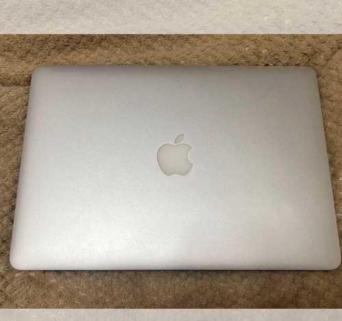 Apple macbook air 13 i5 8/128