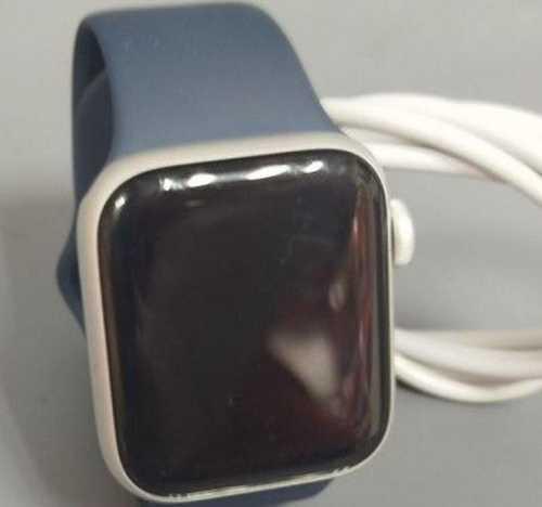 Часы смарт. Apple Apple Watch SE, GPS, алюминий, 40 мм (2-го поколен