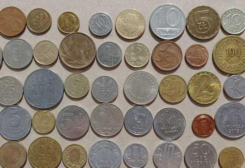 Набор иностранных монет 50 разных