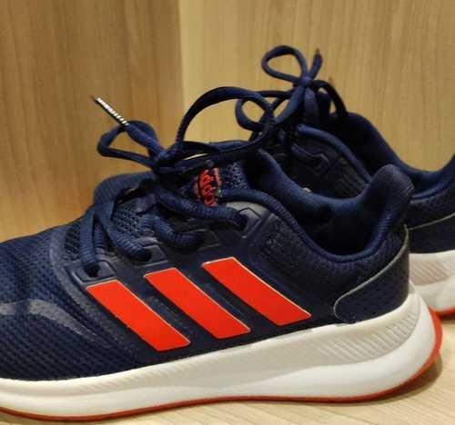 Кроссовки Adidas 34