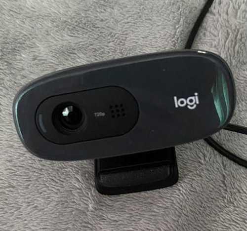 Веб камера Logitech c270