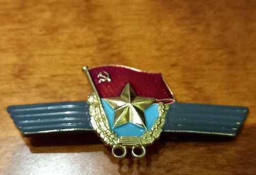 Знак сверхсрочной службы в са